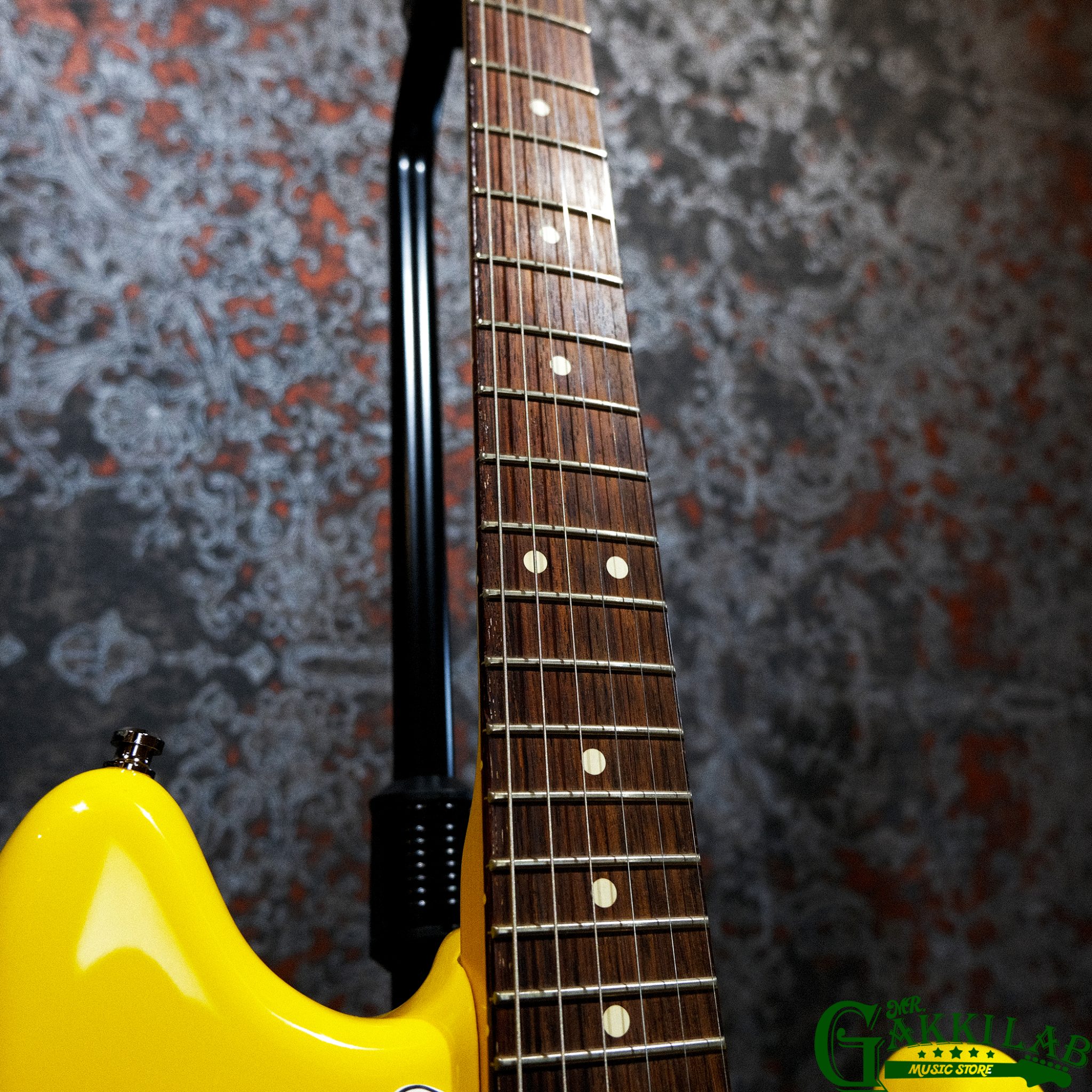 Fender Fender USA Cyclone / Yellow | 札幌の楽器屋さん｜MR.GAKKI LAB｜中古買取・販売もお任せ